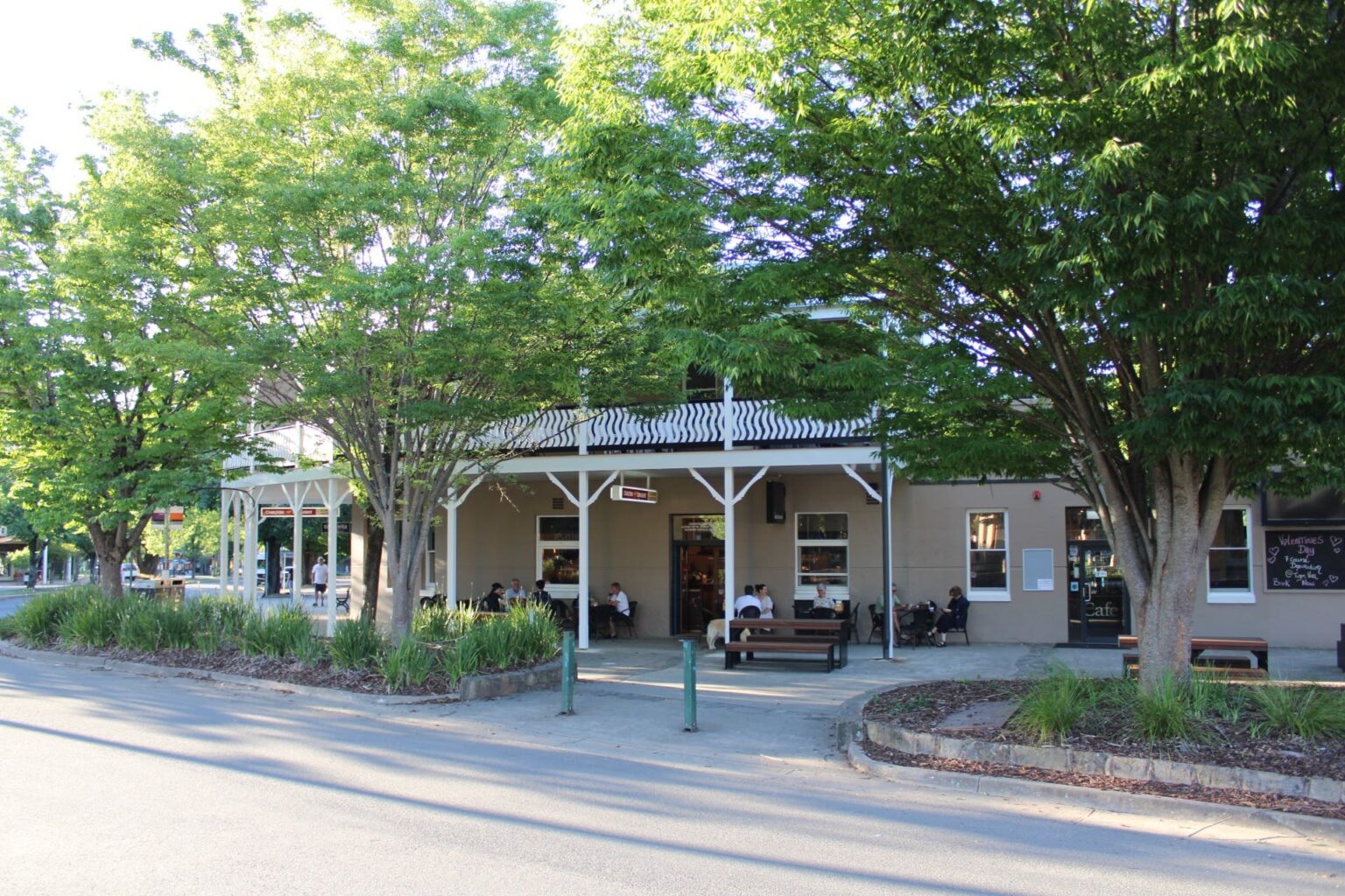 Restaurants and Cafes to eat at in Bright, Victoria