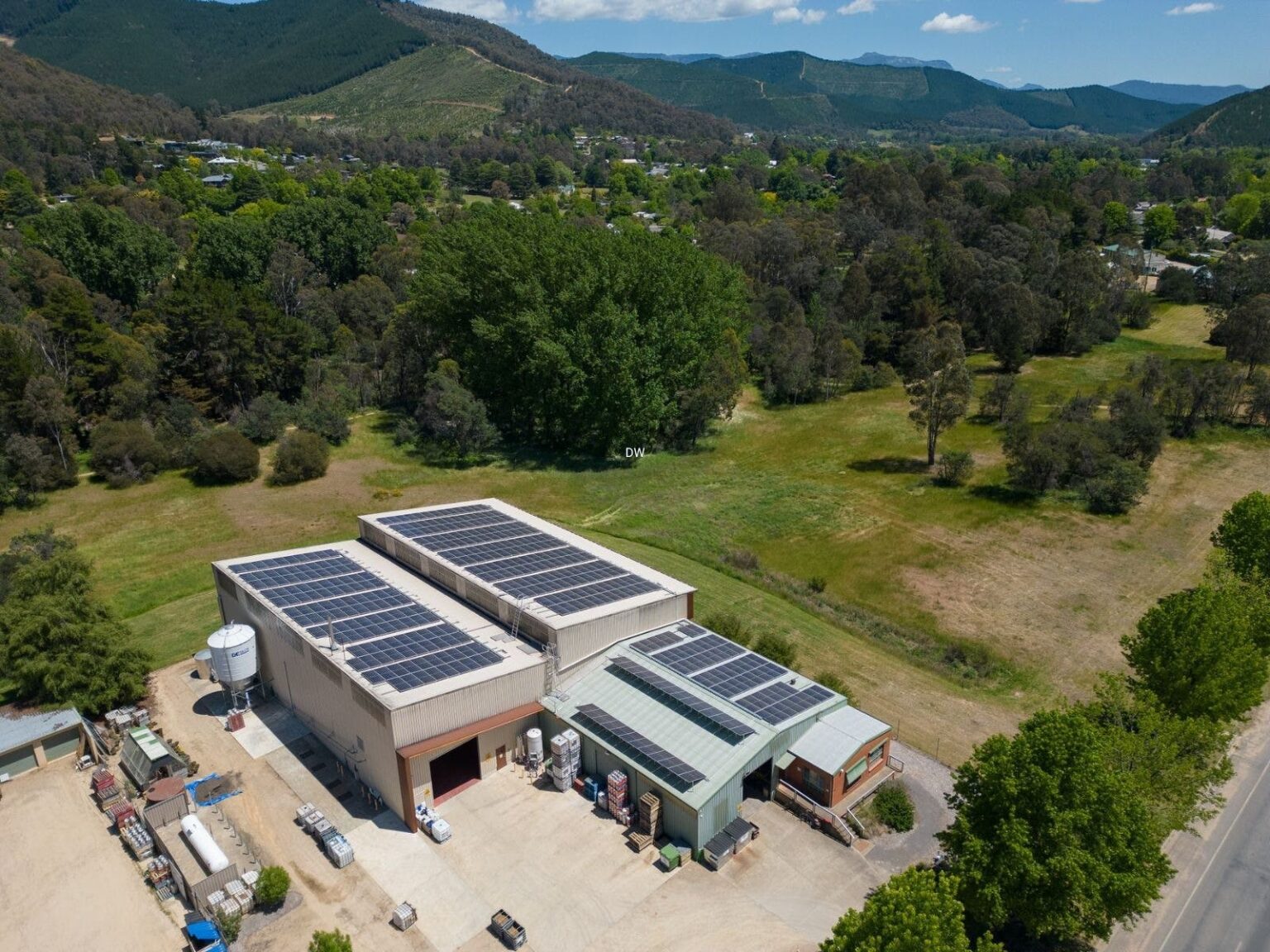 Free travel guides and maps of Bright & Surrounds, Victoria